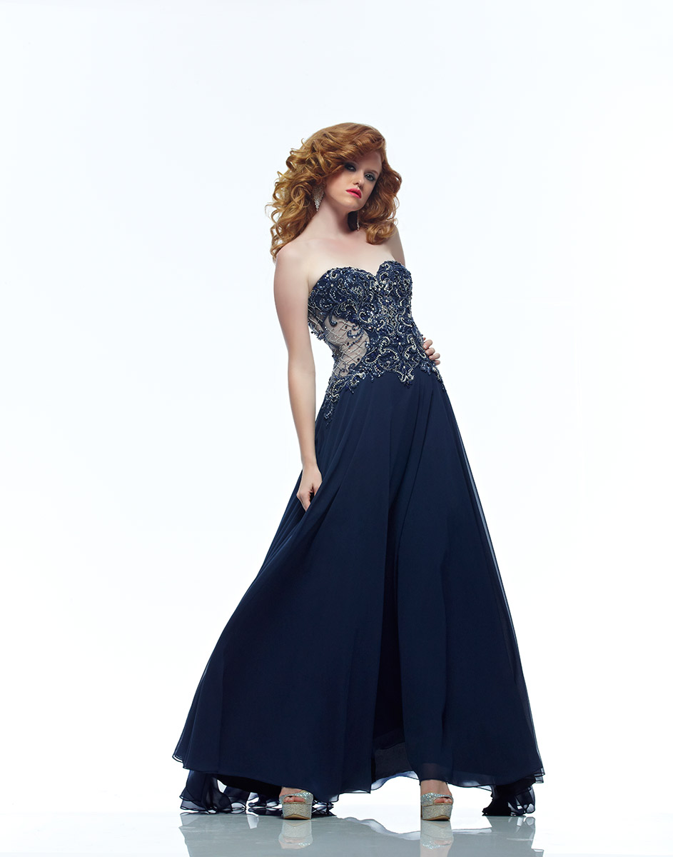 French Novelty: Riva Designs R7420 Chiffon Prom Gown