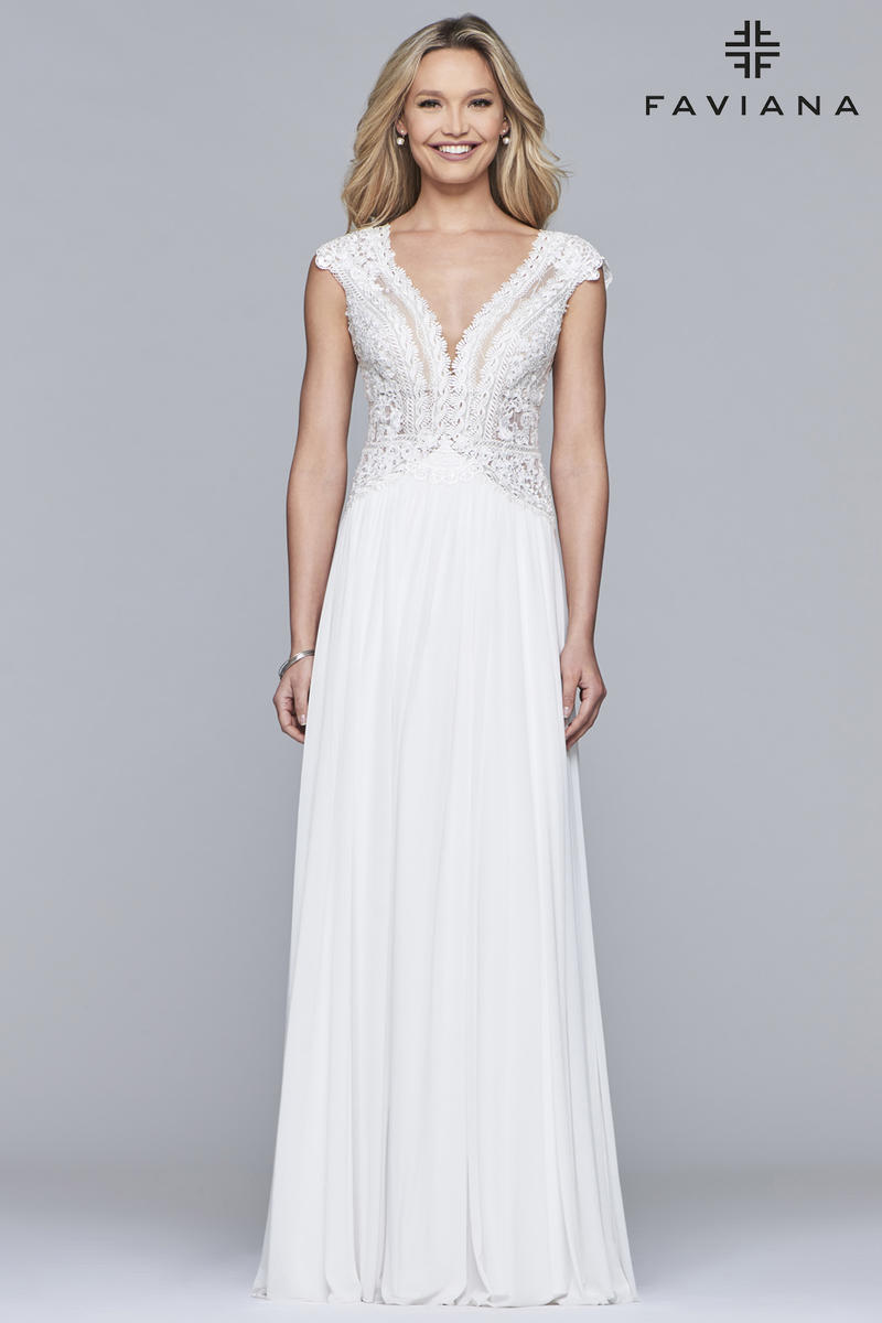 French Novelty: Faviana Glamour S10178 Gown with Lace Bodice