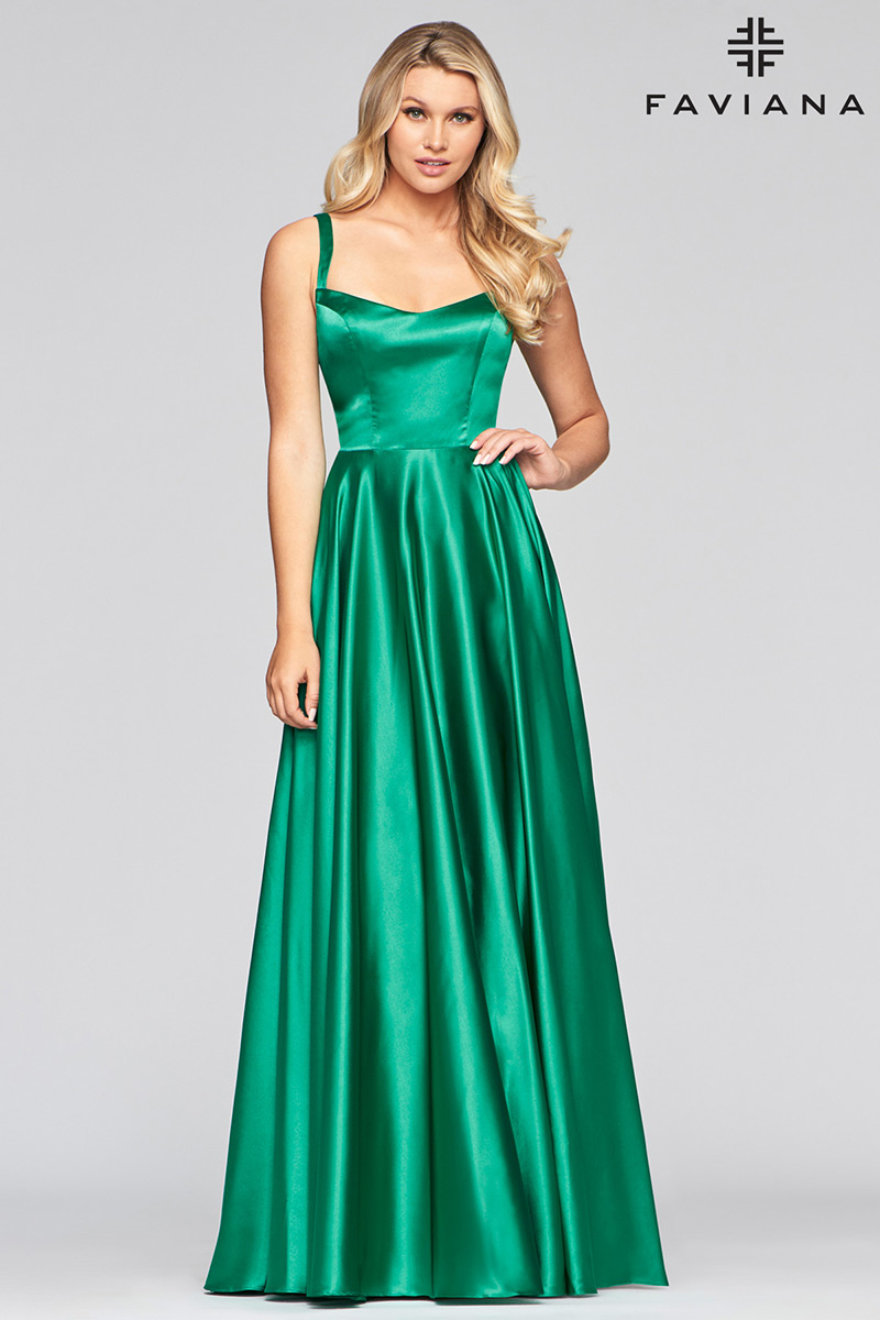 French Novelty: Faviana Glamour S10462 Prettiest Prom Gown